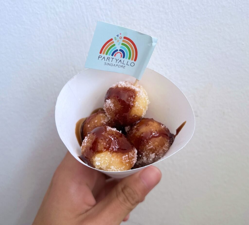 Mini Donut Balls Live Station in Singapore | Allofoods